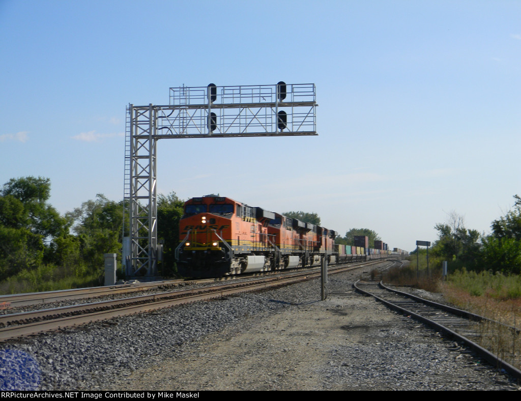 BNSF 7382